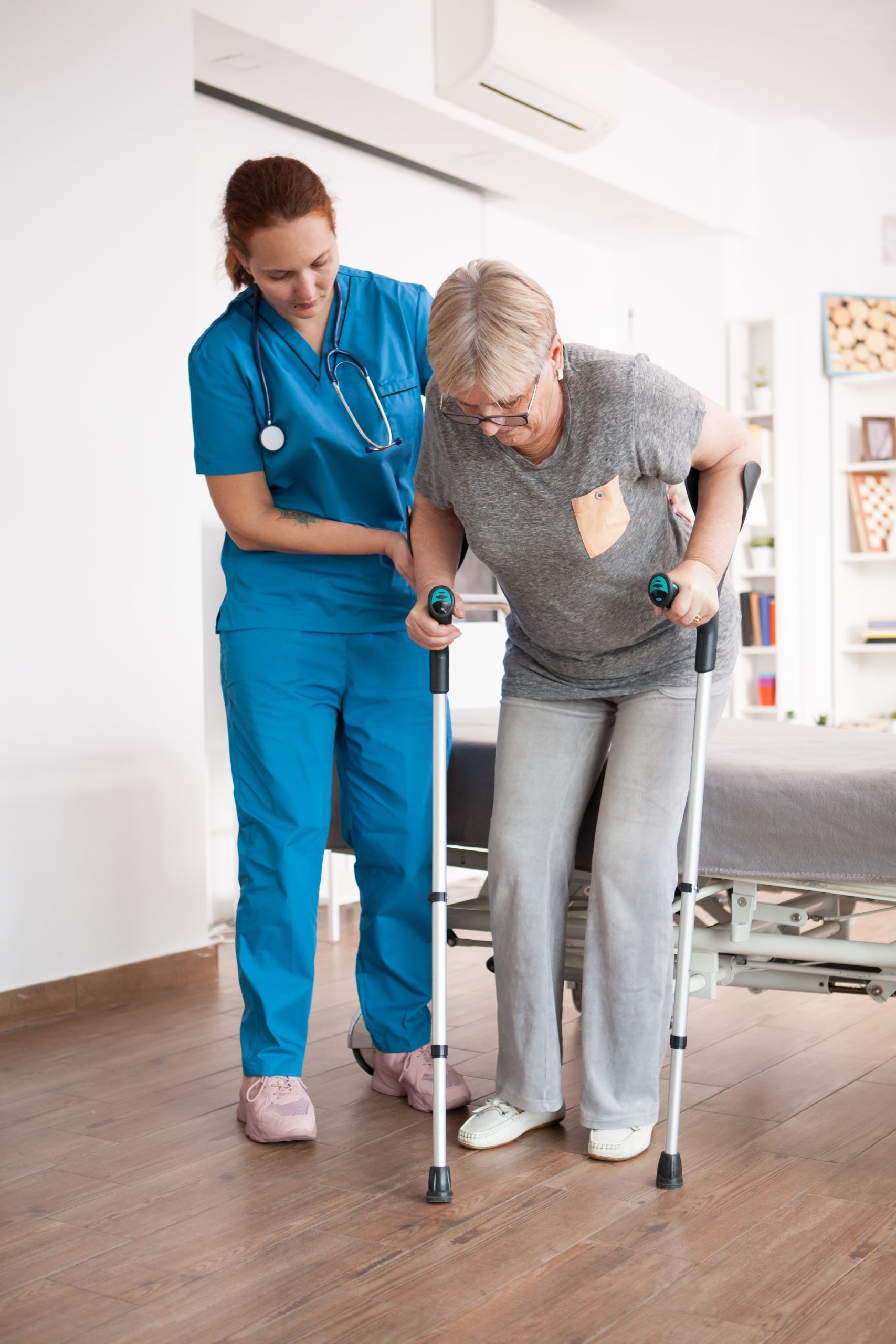 How can physiotherapy help people with arthritis? - PhysioOn